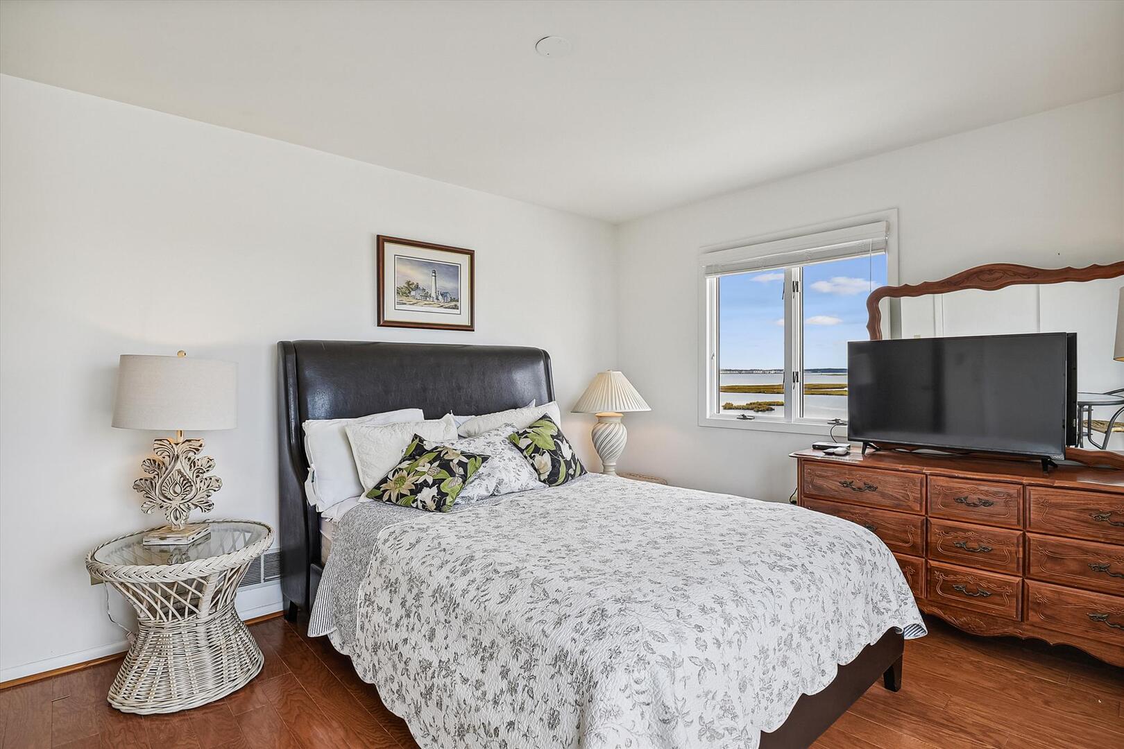 Seatowne, 36896 Bayside Drive | Fenwick Island, DE | Long & Foster Vacation Rentals