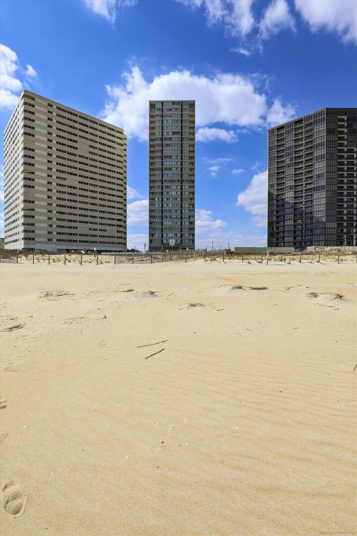 Quay 1904 | Ocean City, MD | Long & Foster Vacation Rentals