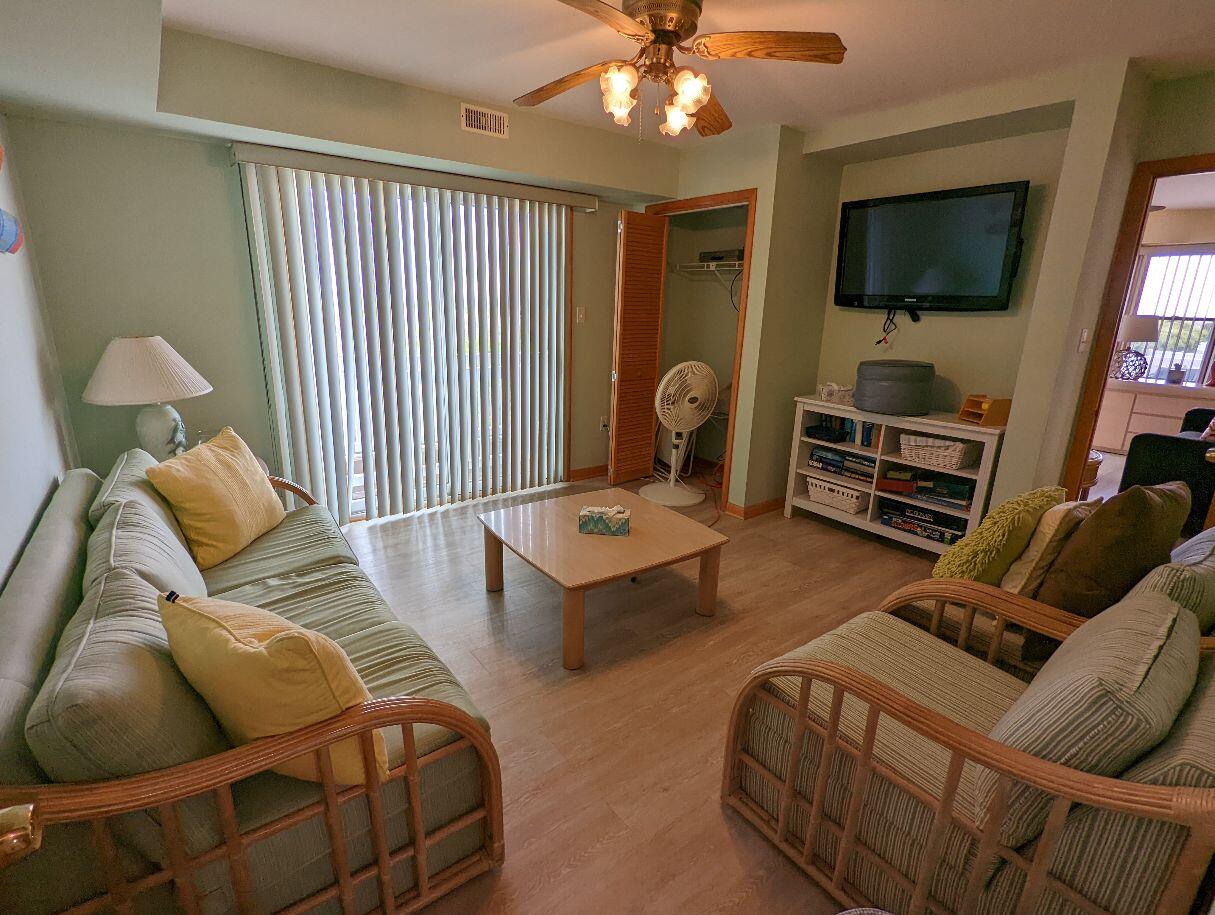 9 45th Street South | Sea Isle City, NJ | Long & Foster Vacation Rentals