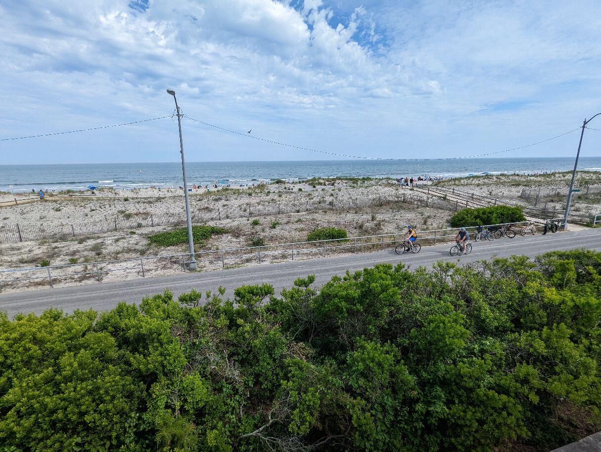 9 45th Street South | Sea Isle City, NJ | Long & Foster Vacation Rentals