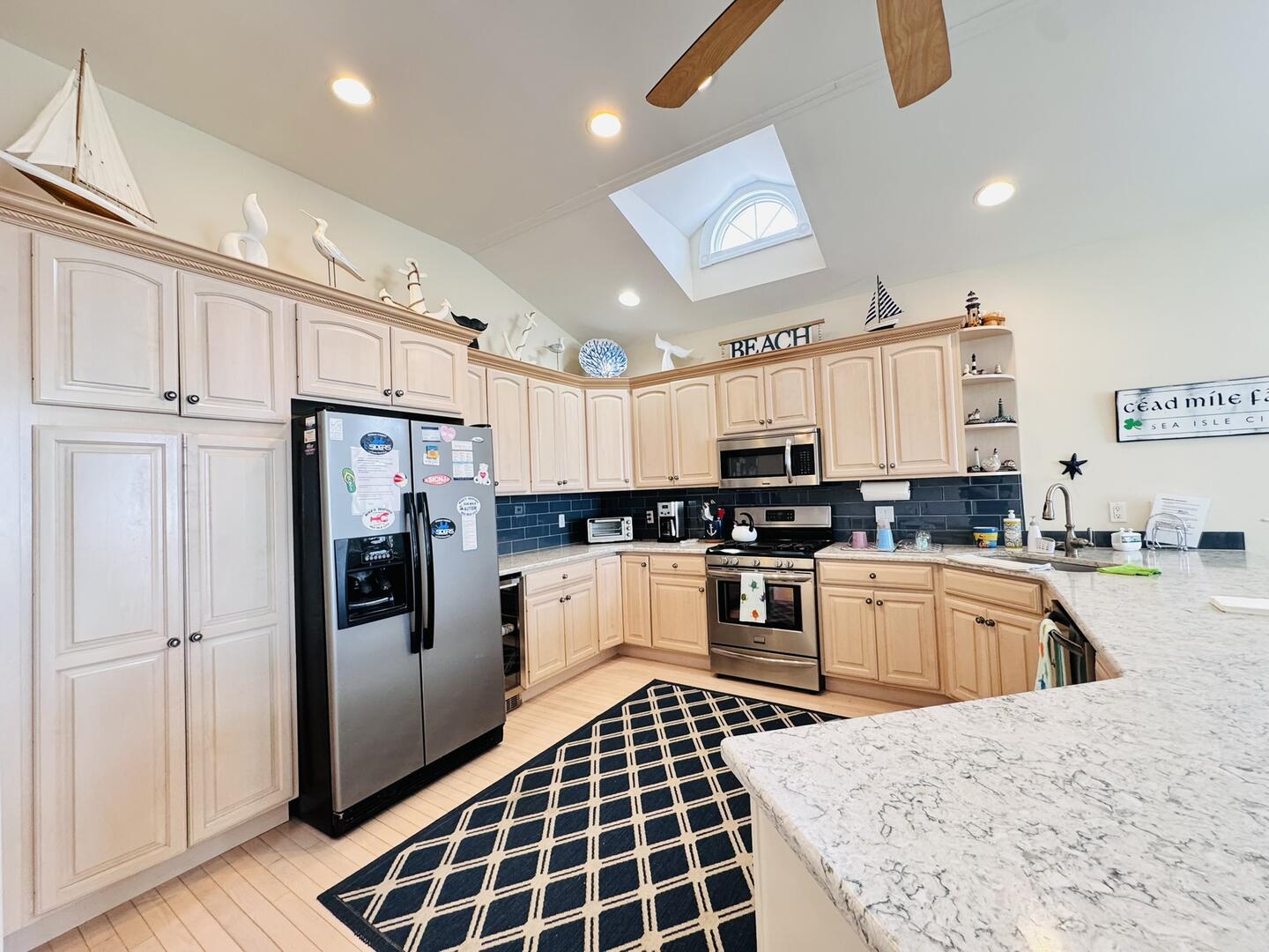 6817 Pleasure Avenue North | Sea Isle City, NJ | Long & Foster Vacation ...