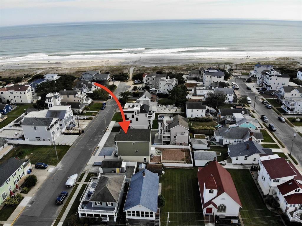 6 E. Whittier Avenue | Strathmere, NJ | Long & Foster Vacation Rentals