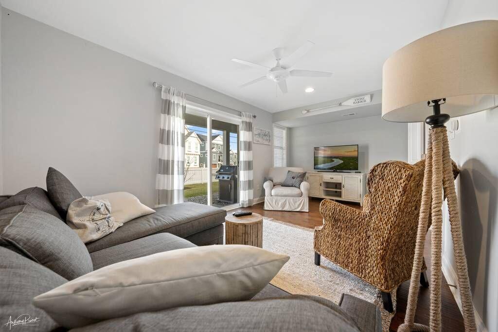 1116 Stone Harbor Blvd, Unit 206 | Stone Harbor, NJ | Long & Foster ...