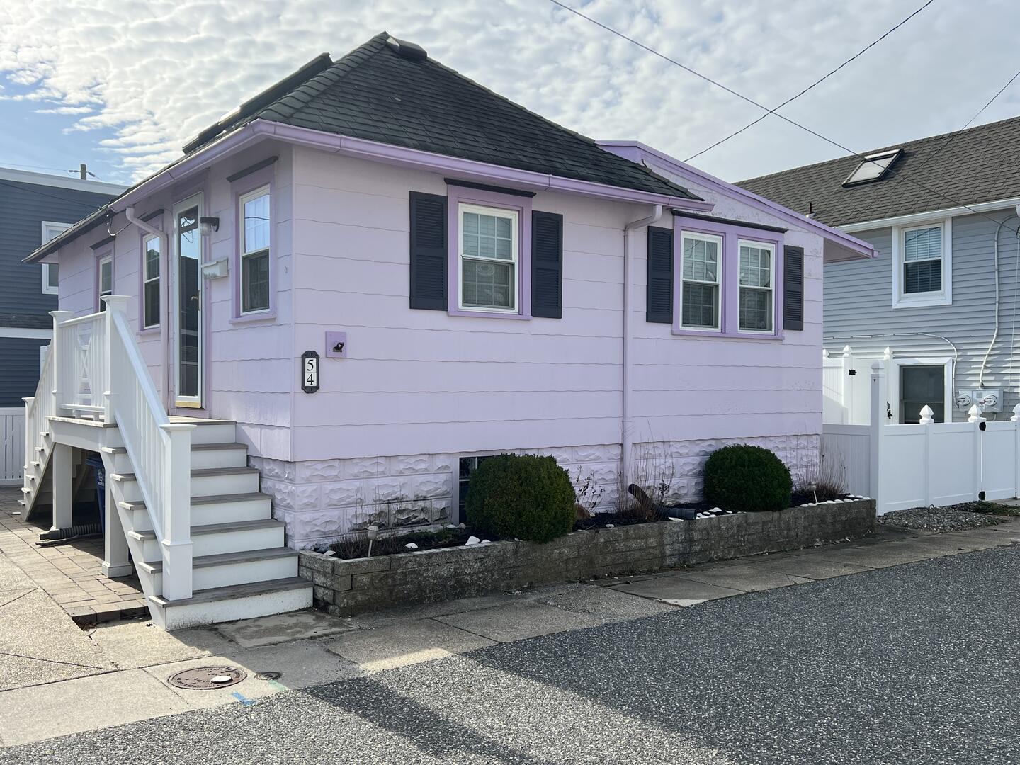 54 Stone Court | Stone Harbor, NJ | Long & Foster Vacation Rentals